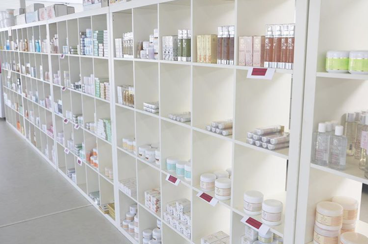 Buy Skin Toning and Firming Face Cream in UK – Yellow Rose Cosmetics ...